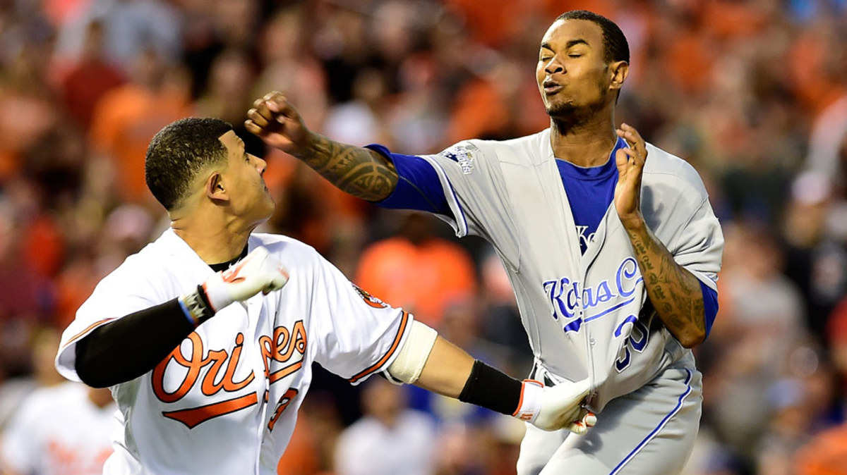 MLB batter punches pitcher after being struck by 160km/h pitch | Nine ...