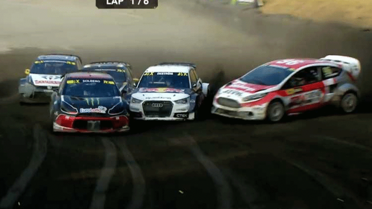 Moto: Swede stuns with wild drift overtake