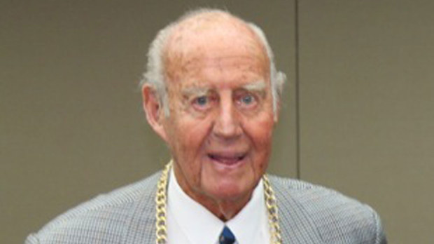 Controversial sports offical Arthur Tunstall passes away