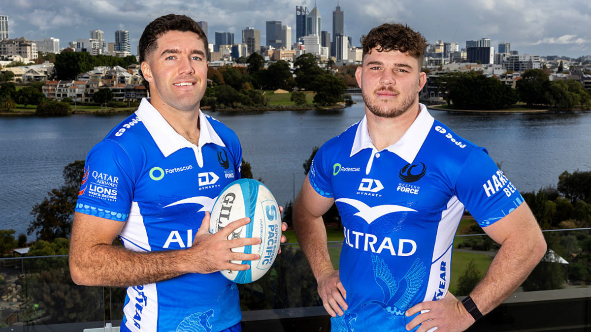 Rugby news 2025 | Ben Donaldson, Carlo Tizzano re-sign until the end of ...