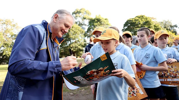 Rugby news 2025 | Nick Champion de Crespigny, Wallabies squad vs Fiji ...