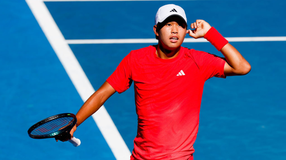 Australian Open 2025: Learner Tien youngest male player to reach round ...