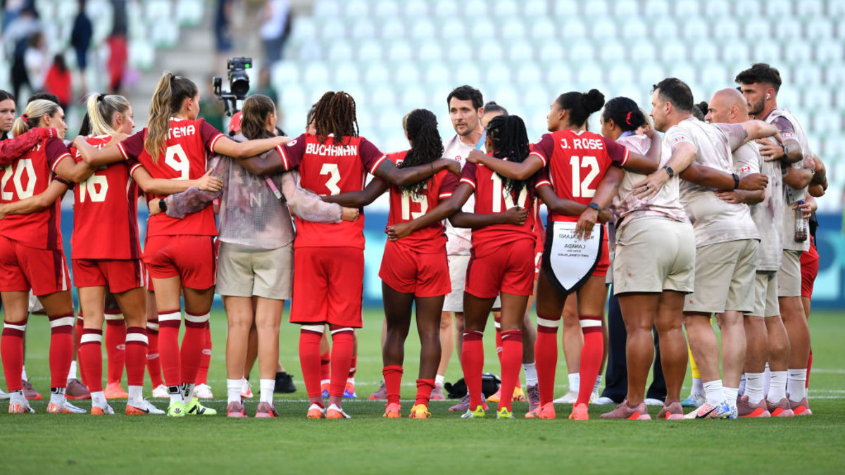 Football news 2025: Canada assistant coach Jasmine Mander breaks ...