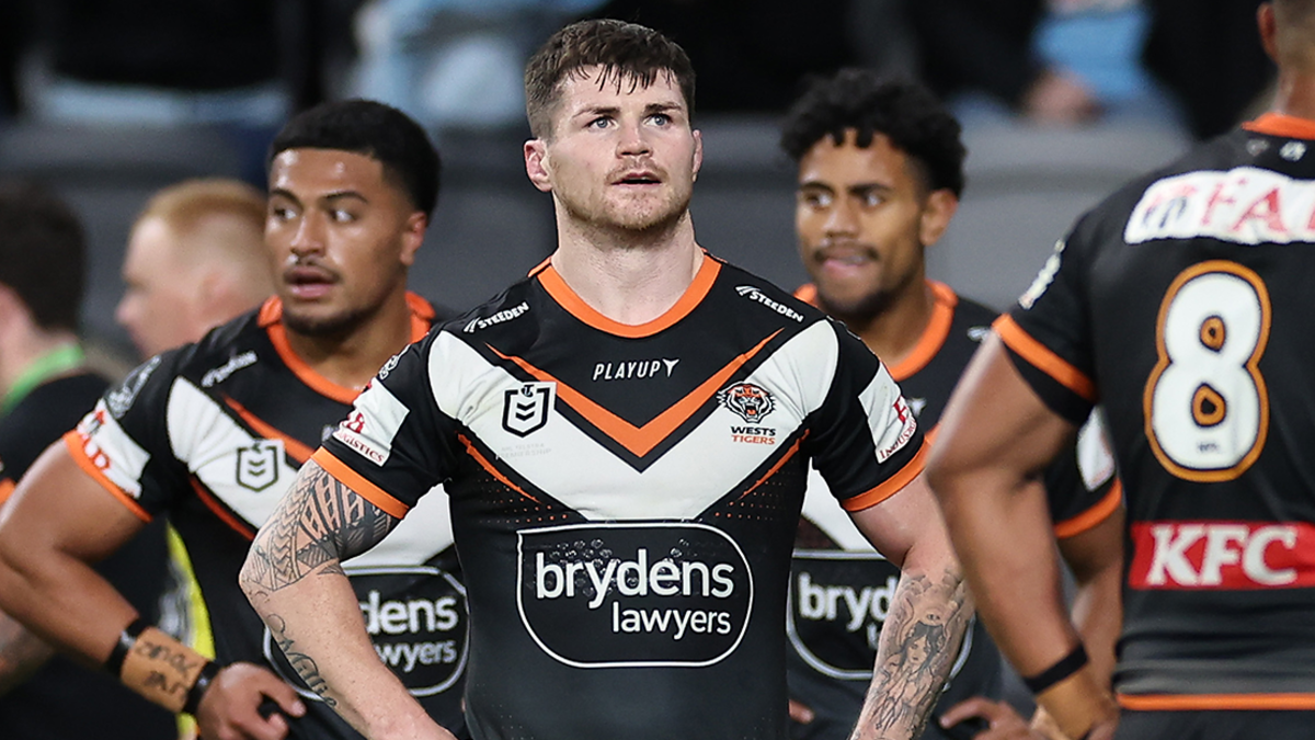 NRL news 2024: John Bateman signs two-year deal with North Queensland ...
