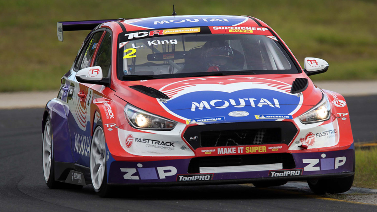 TCR Australia: Luke King hot lap around Sydney Motorsport Park