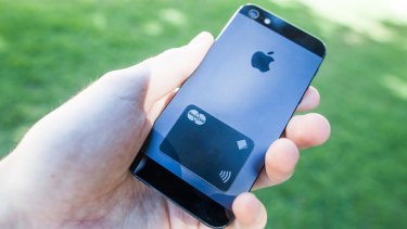 Commonwealth Bank does away with smartphone tap-and-go pay sticker for ...