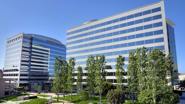 Blackstone buys Hines REIT offices for $1.5 billion