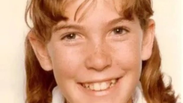 Lisa Mott: Police release description of man as they continue to probe ...