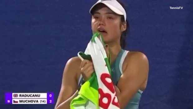 Tennis news 2025: Emma Raducanu "fixated fan" WTA event Dubai; Hotel ...