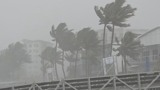 Ex-Tropical Cyclone Koji update: Queensland town records wettest day in ...