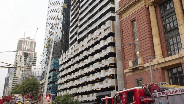 Melbourne apartment buildings face extra scrutiny over combustible cladding