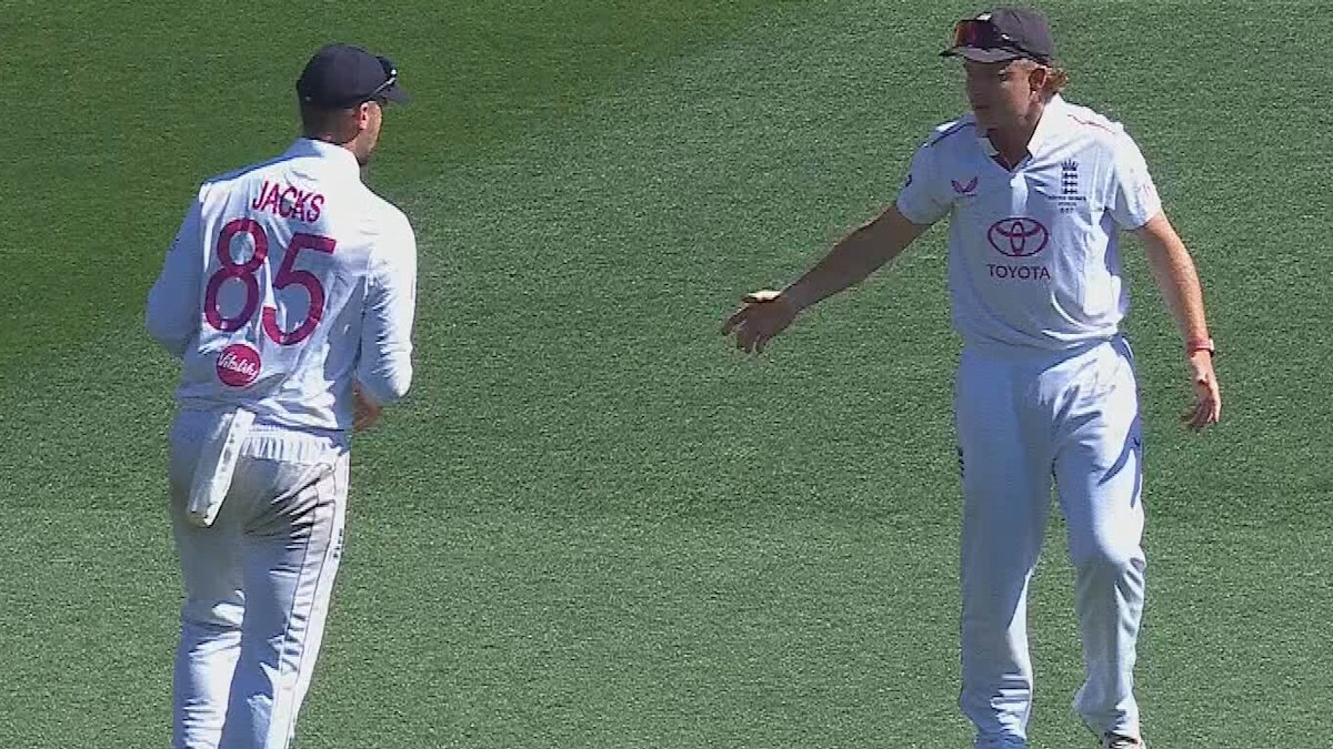 The Ashes 2026 cricket news, England teammates Ollie Pope and Will ...