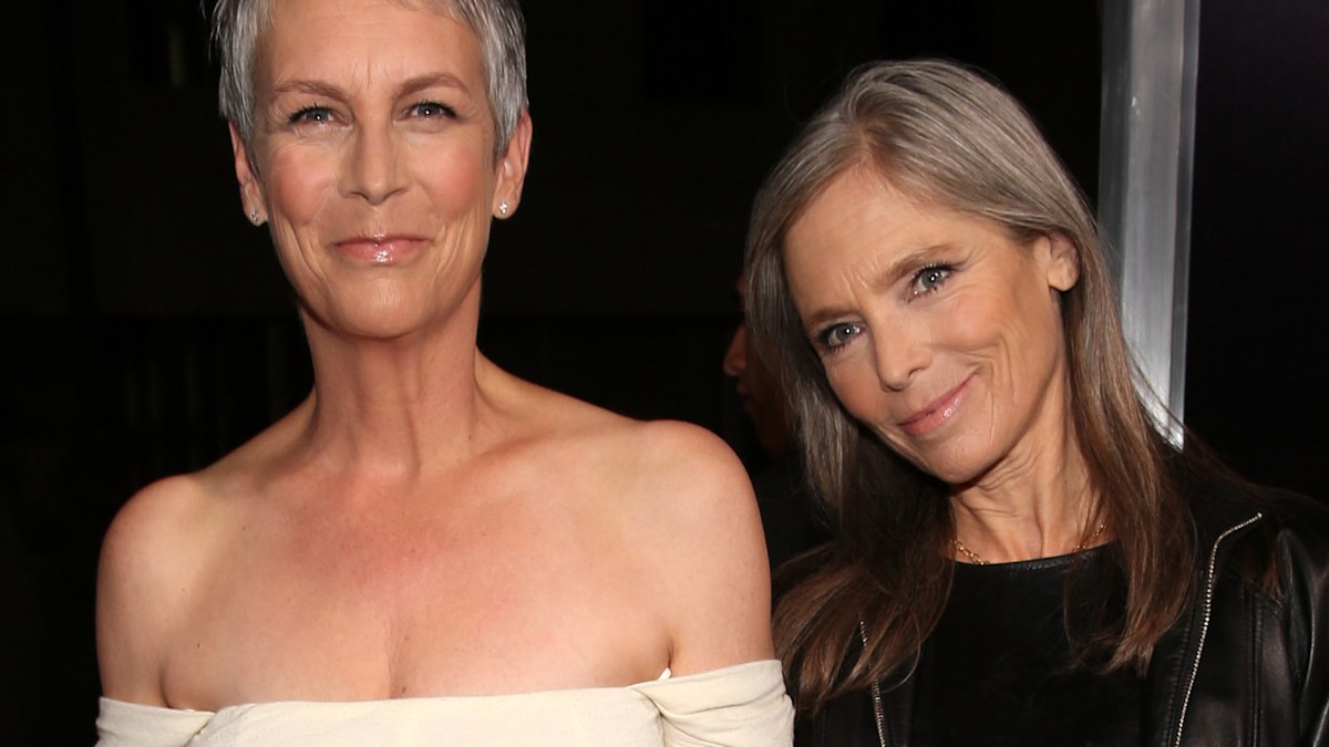 Kelly Lee Curtis death: Jamie Lee Curtis mourns sister after she dies ...