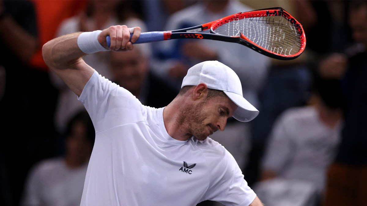 Tennis news 2023: Andy Murray smashes racquet after defeat to Alex de ...