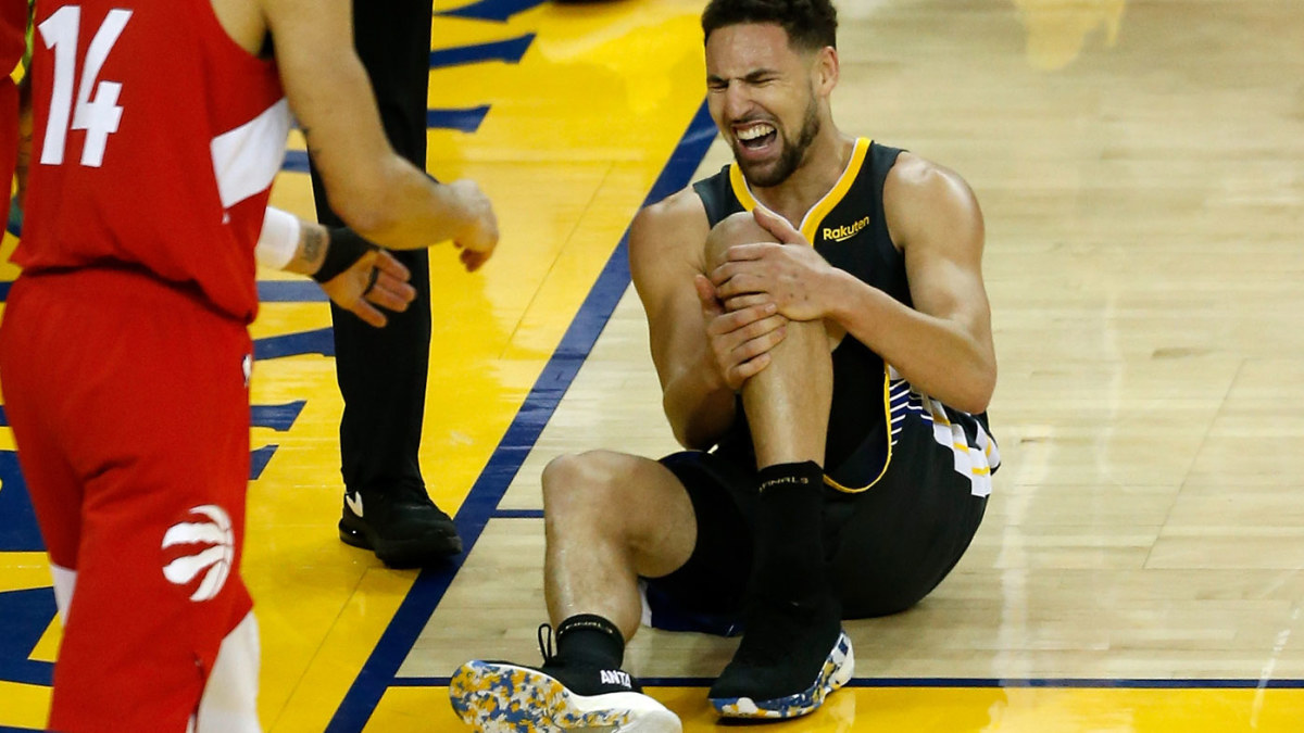 NBA news, Klay Thompson suffers concerning leg injury | Nine.com.au