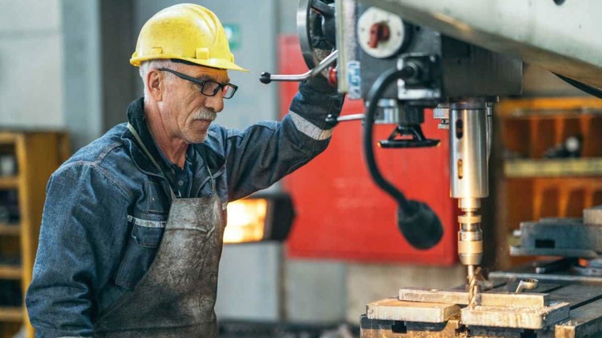 Older Australian job seekers 'facing unique obstacles' in tighter ...