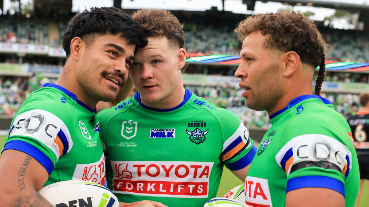 NRL news 2024 | Canberra Raiders re-sign gun centre Matt Timoko on long ...