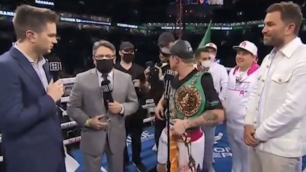 Boxing news: Canelo Alvarez gets heated during post-fight interview ...
