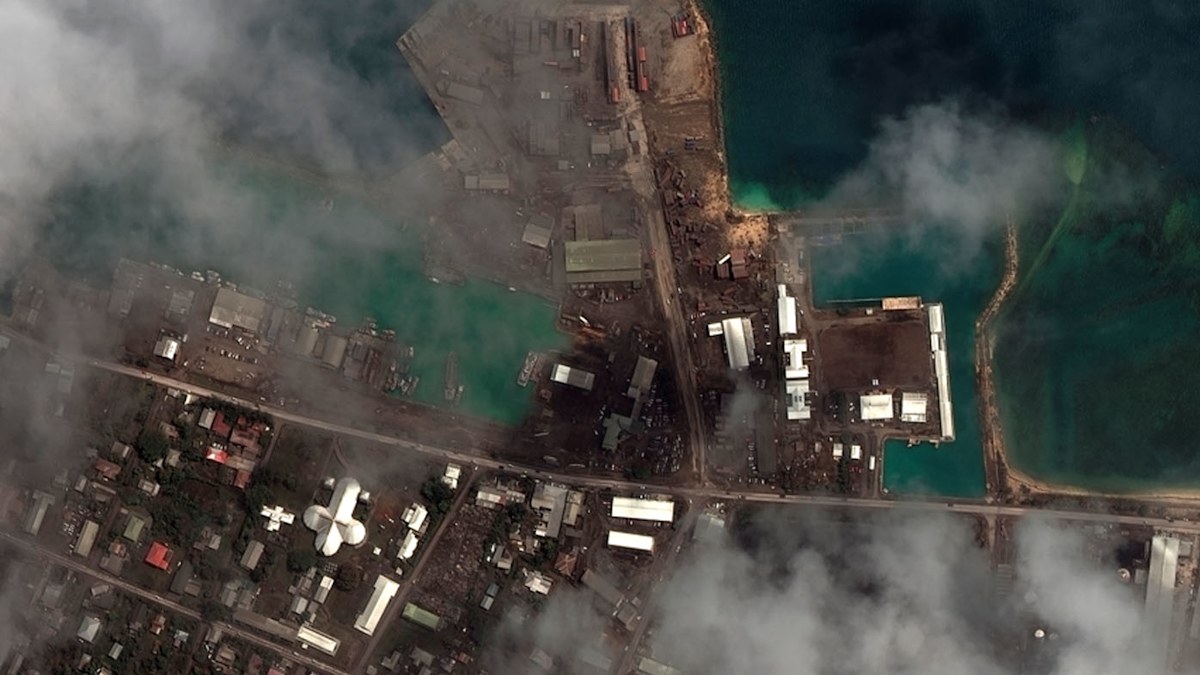 Tonga volcano tsunami updates: Three dead, homes destroyed in ...