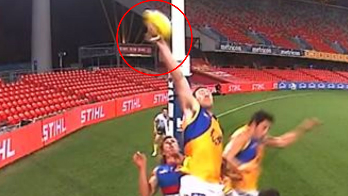 AFL: Bulldogs keep finals hopes alive following controversial ARC decision
