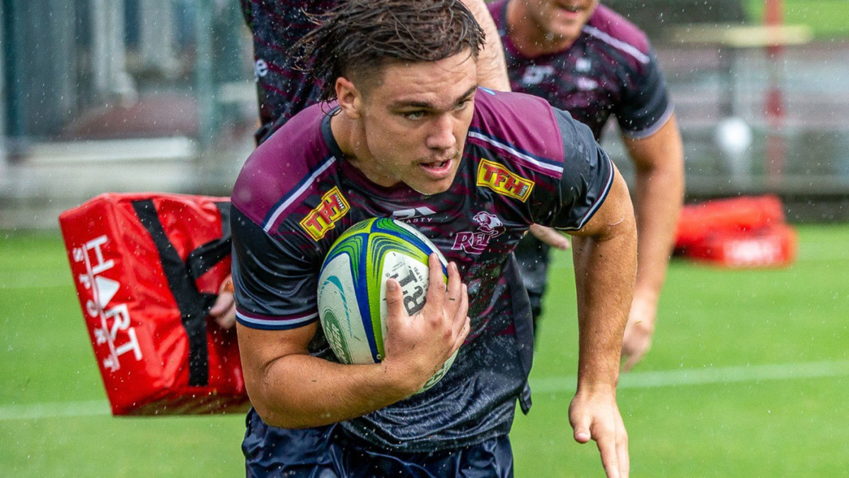 Rugby: Queensland Reds lock up Mac Grealy, Josh Flook