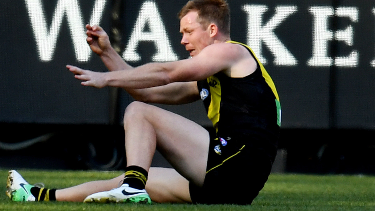 AFL news: Jack Riewoldt concussed as Richmond holds off plucky St Kilda