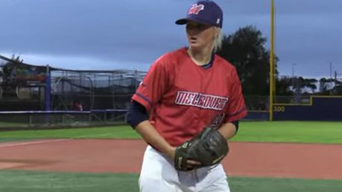 Genevieve Beacom baseball history, first woman to pitch in Australia ...