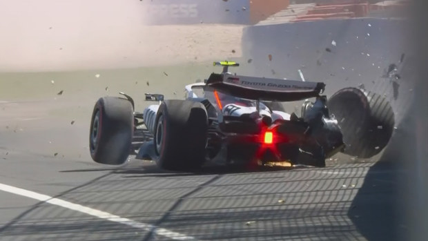 F1 Australian Grand Prix 2025: Oliver Bearman practice crash, video ...