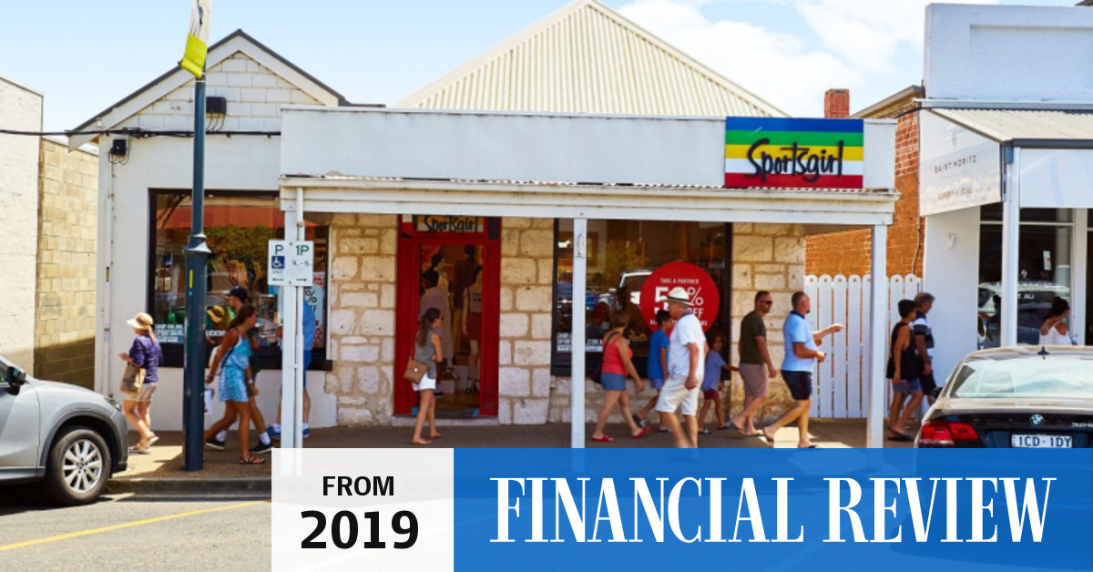 Brighton socialite Coral Knowles buys Sorrento's Sportsgirl for $4.07m