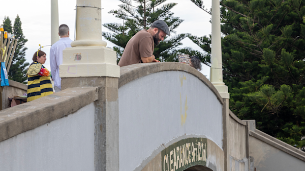 Bondi footbridge's future in the air as council meets after mass ...