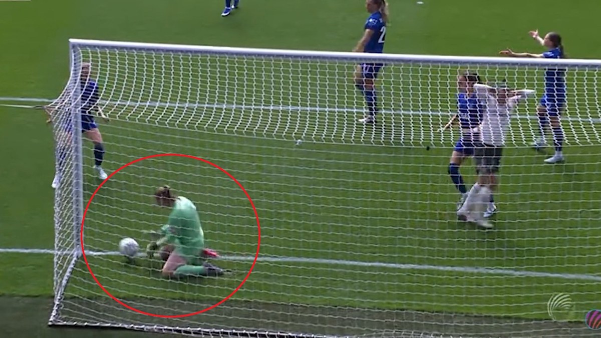 Football news 2026, Sam Kerr equals Chelsea WSL goal scoring record vs ...
