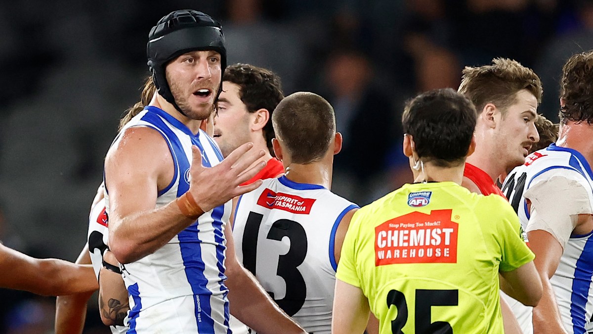 AFL News 2025: Richmond legend Kevin Bartlett labels stand rule as the ...