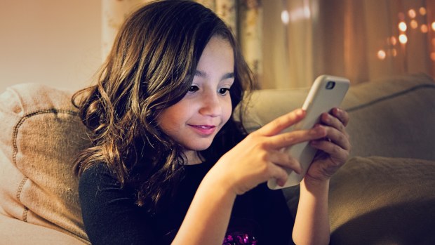 Kids addicted to screens? Here's how to unplug them