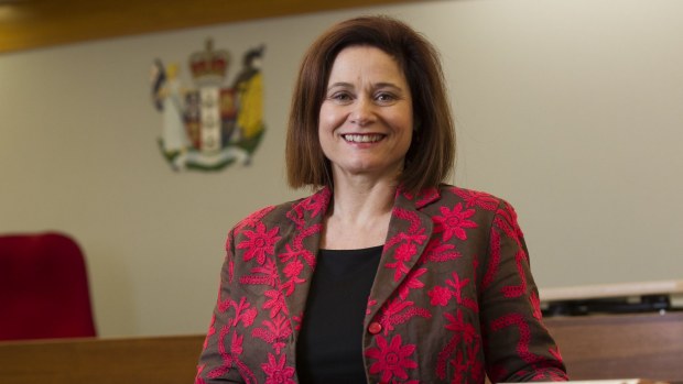 Lawyers get into the witness-training business