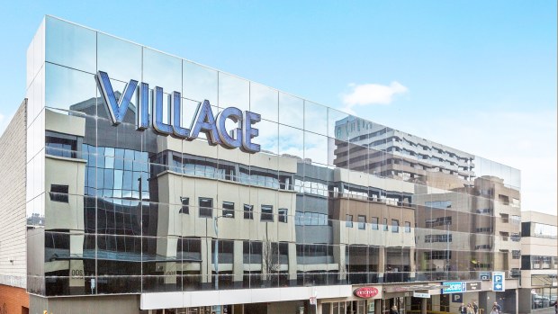 Emmanuel Kalis sells Hobart's Village cinemas for $33m