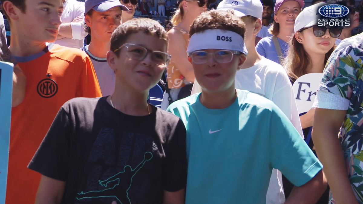 Australian Open 2025: Taylor Fritz defeats Jenson Brooksby, gifts ...