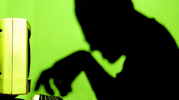 The dark side to sending late night work emails