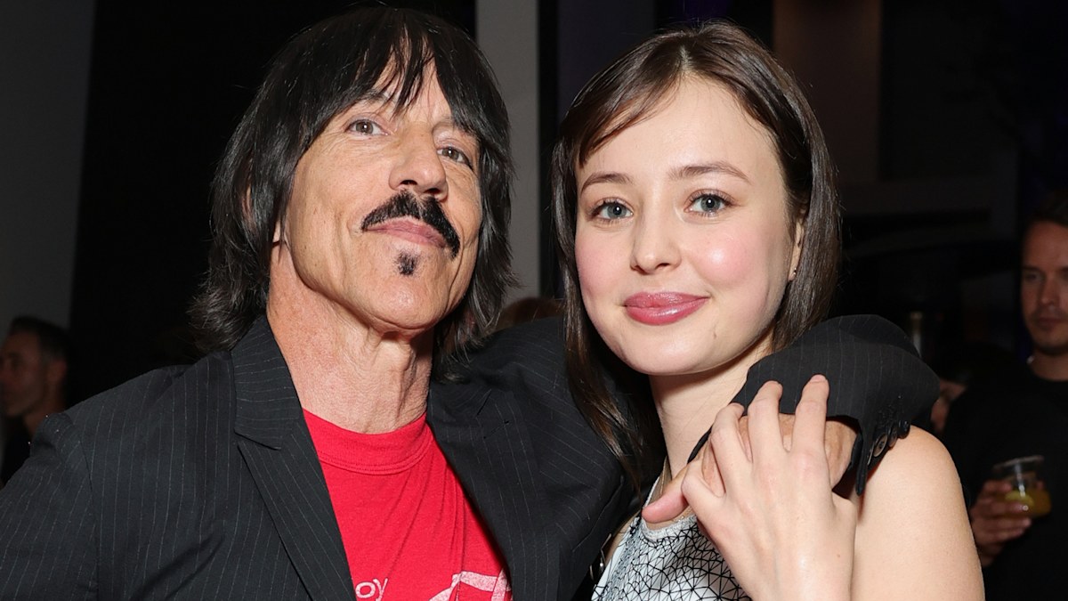 Red Hot Chili Peppers frontman Anthony Kiedis' girlfriend Eileen Kelly ...