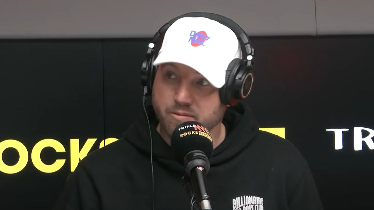 AFL news 2025: Umpires weighing up legal action against broadcasters ...