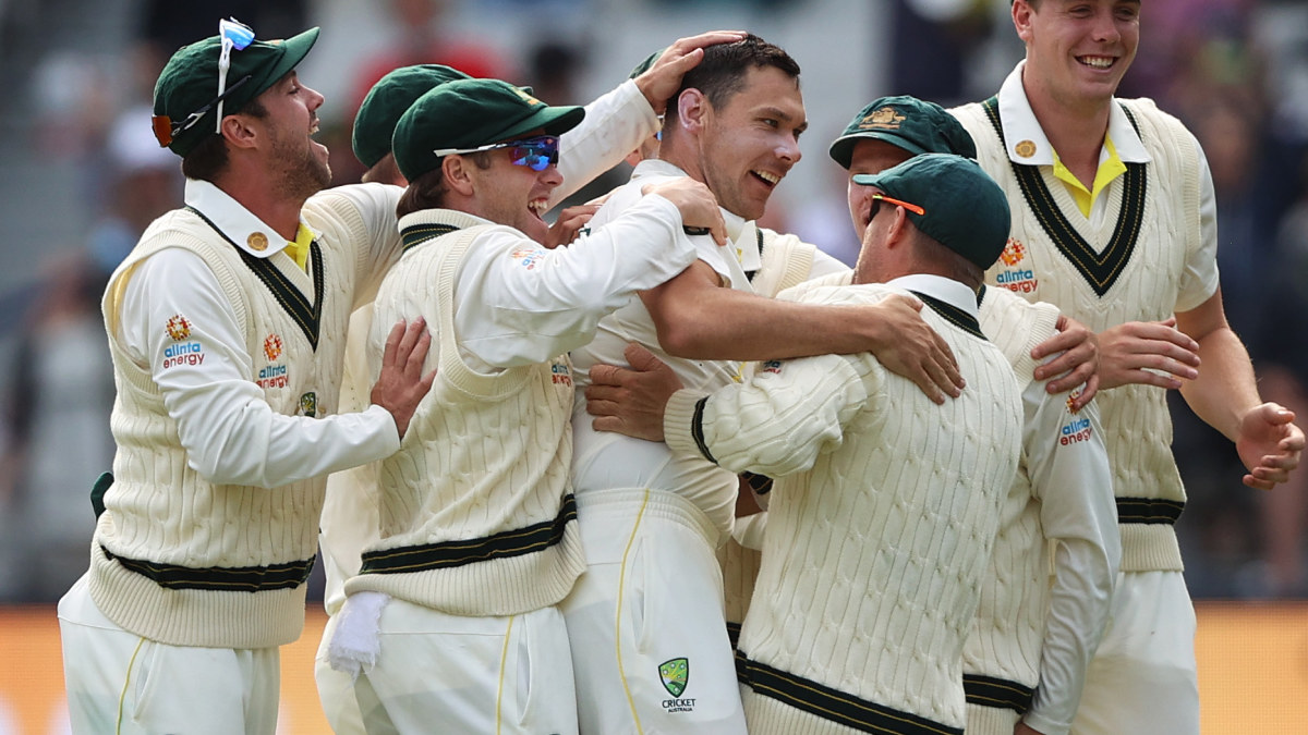 Ashes 2021 Boxing Day Test, Day Two cricket scores: Australia vs ...