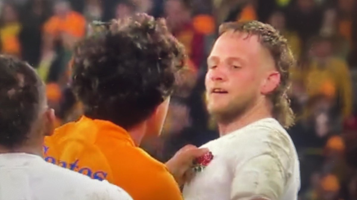 Rugby news 2022: Wallabies vs England, Jonny Hill, Darcy Swain ...