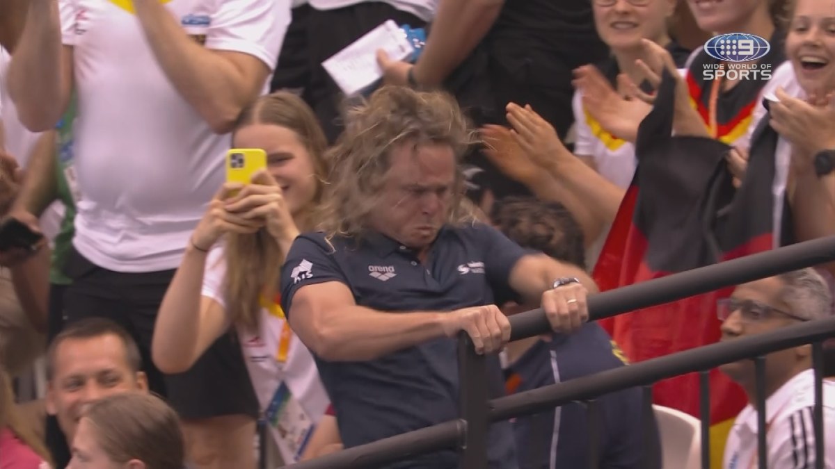 Swimming News 2023 | Coach Dean Boxall wild celebration video as ...