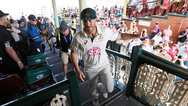 David Warner Life and Career In Photos: Sandpaper incident, Quinton De ...