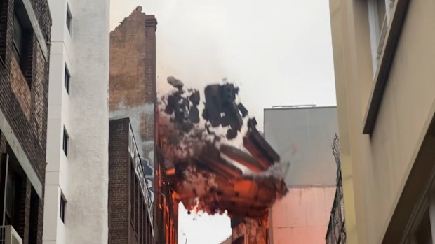 Sydney CBD fire update: Massive '10th alarm' fire destroys two ...