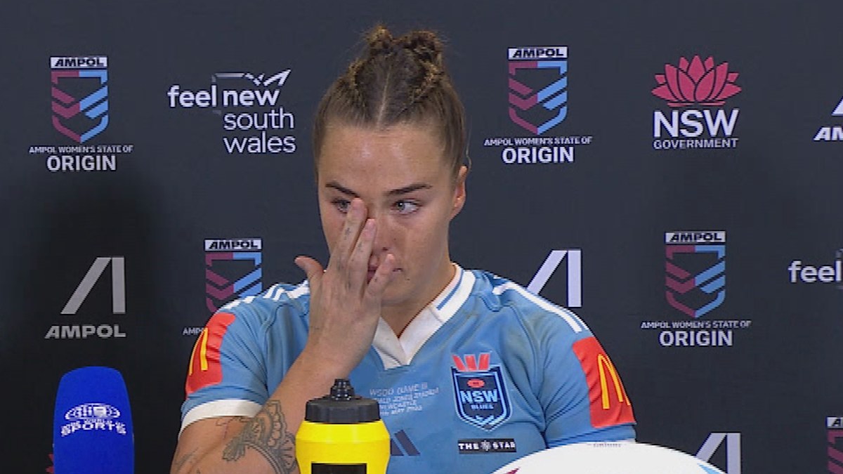 Women's State of Origin 2025: Isabelle Kelly fails to ground the ball ...