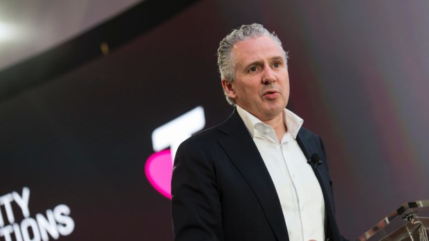 Telstra chief Andy Penn supports NBN delays despite revenue hit, but ...