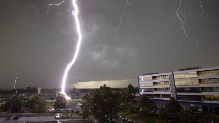 Sydney weather 2014: Stormy, mostly dry and exceptionally warm