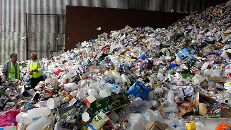 Queenslanders recycling cans and containers will get 10 cents back from ...