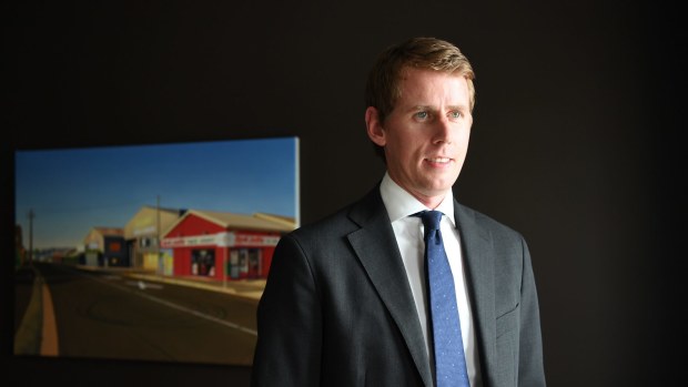 Andrew Macken's journey from the school of value to the school of fads