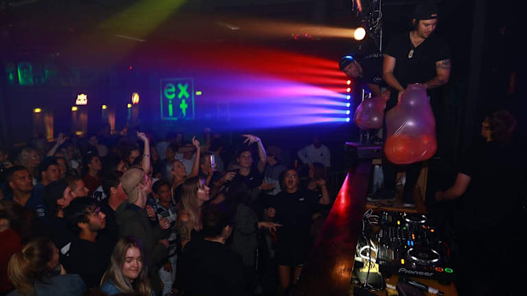 No steel cap boots or thongs: Bunbury nightclub reopens with strict ...